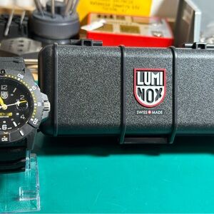 Luminox | Accessories | Luminox Swiss Navy Seal Magnifying Glass Dive ...